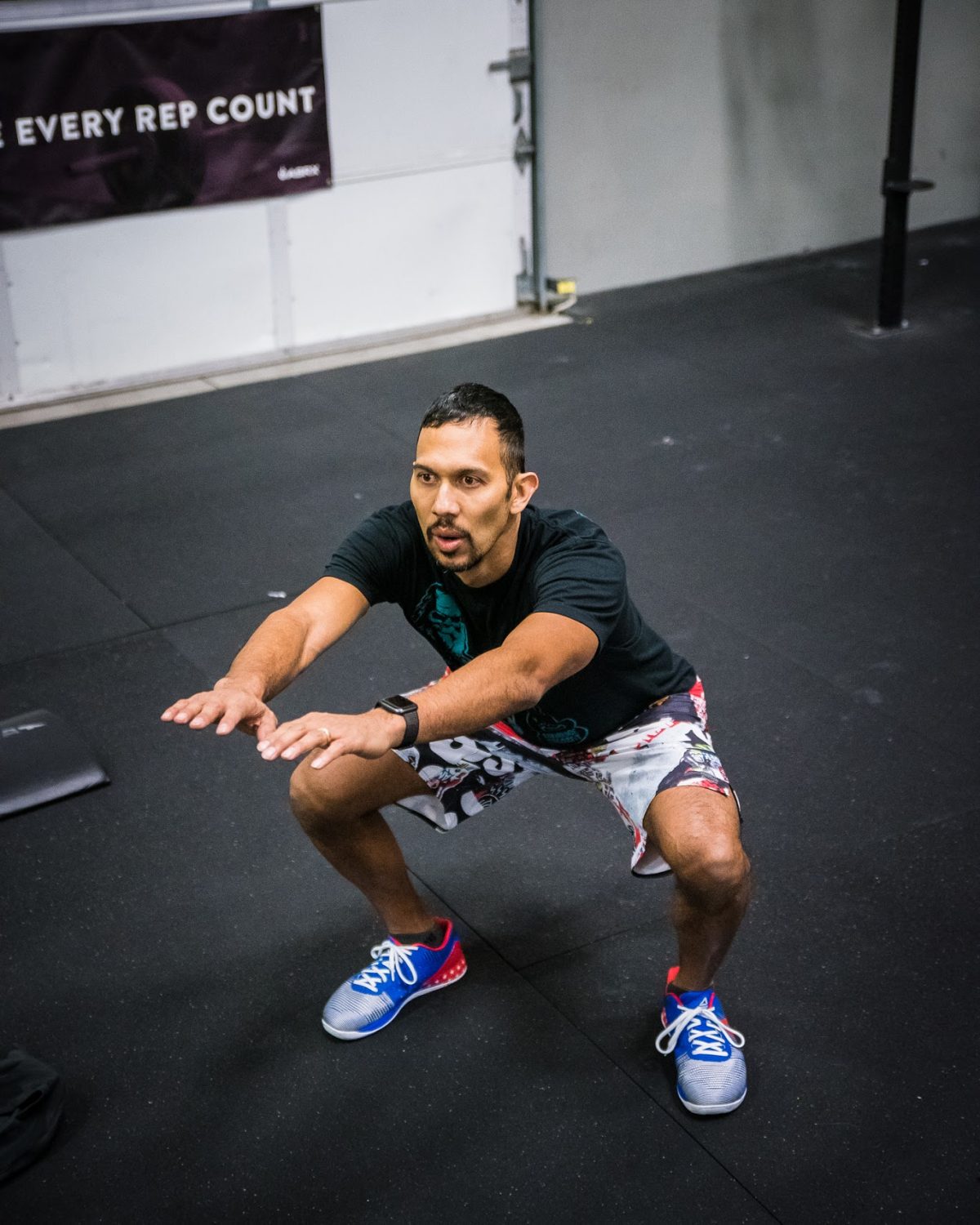 4 RFT: Run and Air Squats – SNORIDGE CROSSFIT