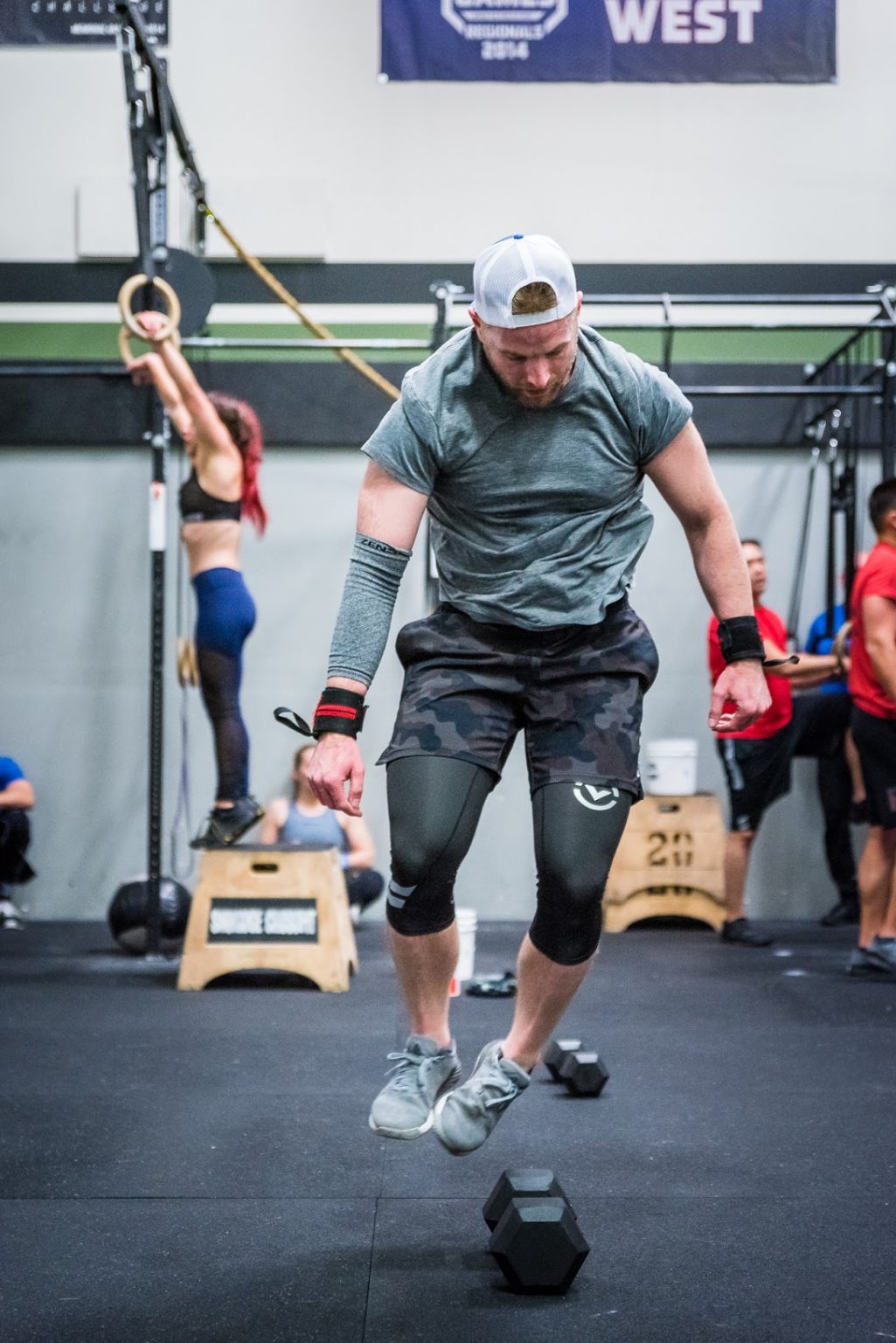 10 RFT: Run, Alternating Dumbbell Snatches, Run and Burpee Over ...