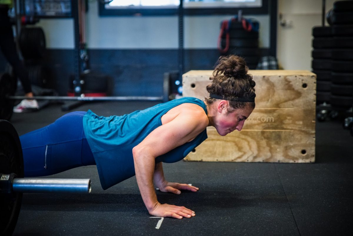 Bench Press 5-4-3-2-1 & AMRAP 14 mins: Deadlifts, Push-ups, and Ball ...