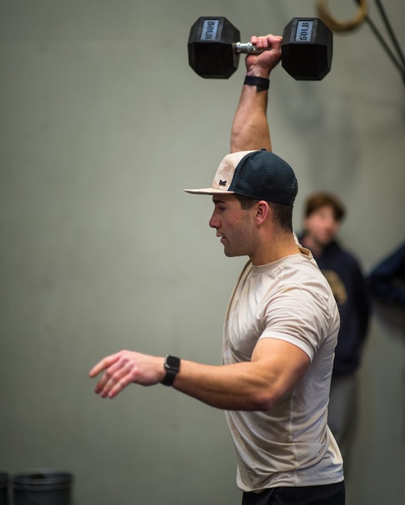 Bench Press 2-2-2-2 & AMRAP 15 mins: Run, Alt DB Hang Clean & Jerks ...