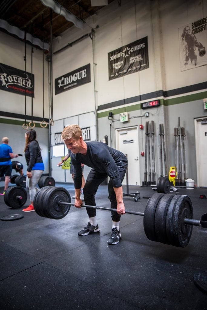 Team WOD: Chipper: Partner Runs, Deadlift and Burpee Ladder & Solo WOD ...