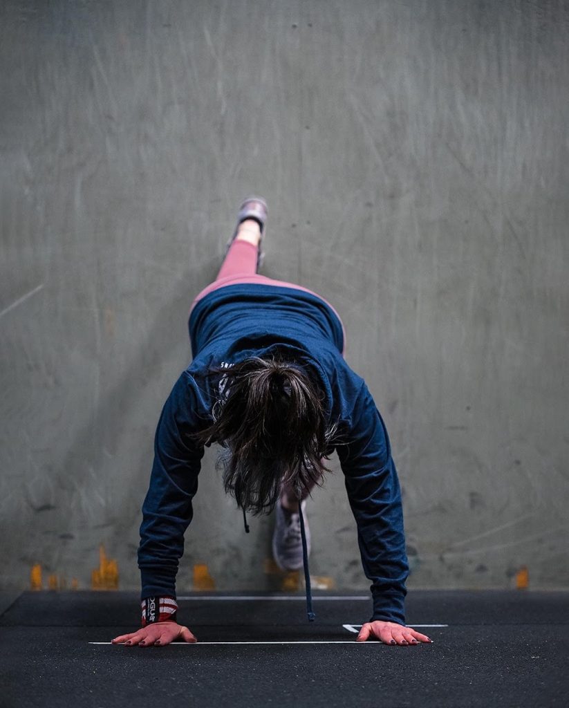 Bench Press 5-5-5 & AMRAP 15 mins: Wall Walks, Pull-ups, Push-ups and ...