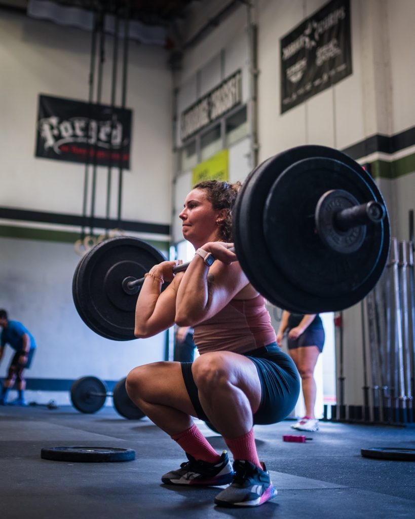 Back Squat : 8 Rep Max & 5 RFT: Deadlifts, Squat Cleans and Thrusters ...